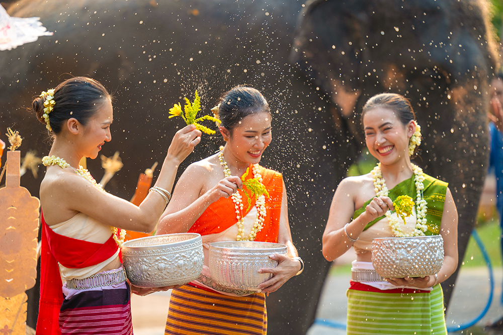 Průvodce Songkranem: vše, co potřebujete vědět