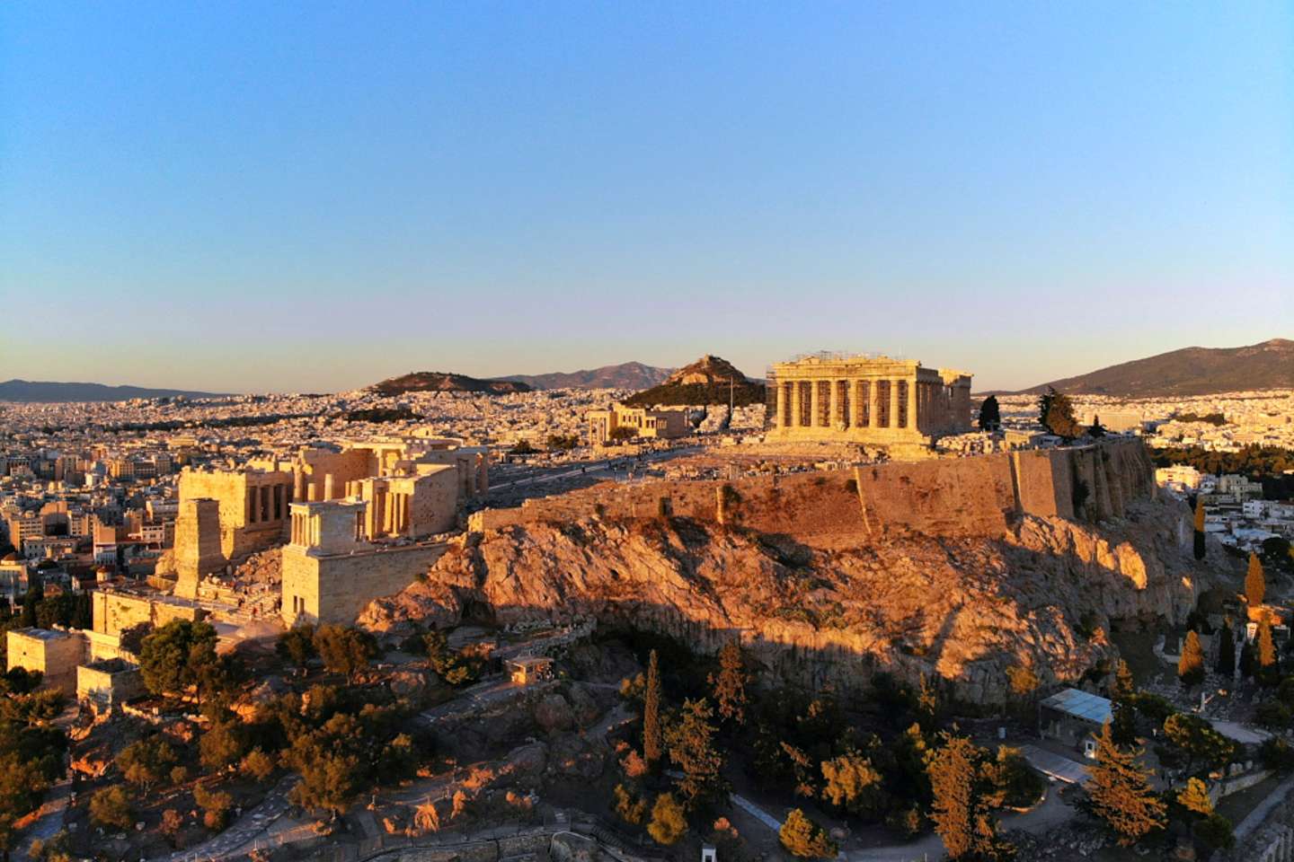 First Time in Athens: Tips, What To Eat, and Top Attractions