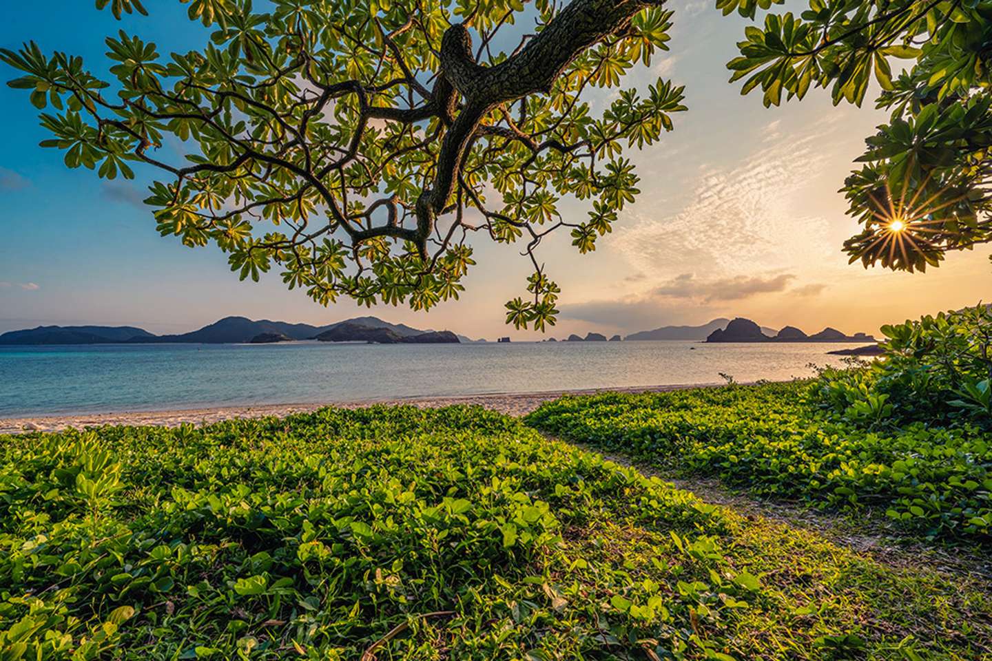 Best Beaches in Japan: 7 Incredible Spots