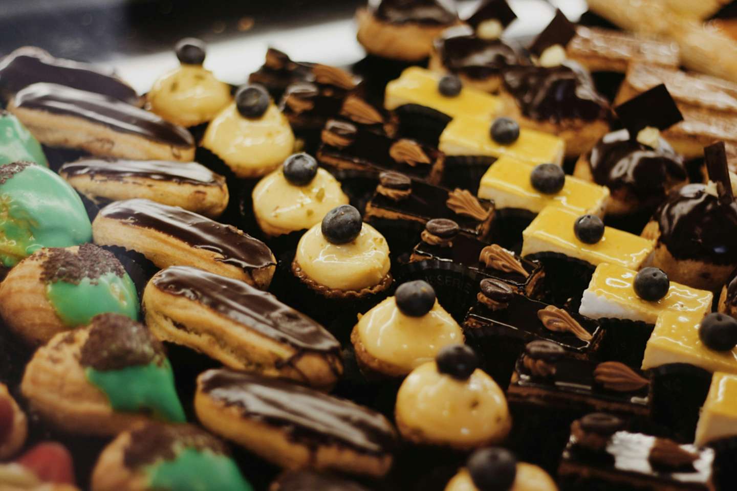Best Food in Cannes: 10 Local Dishes to Devour