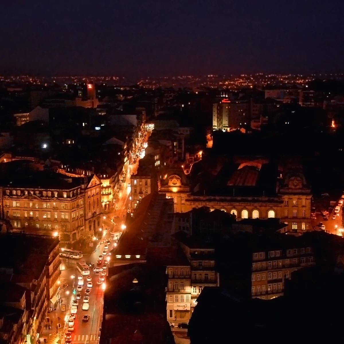 Epic things to do in Porto at night