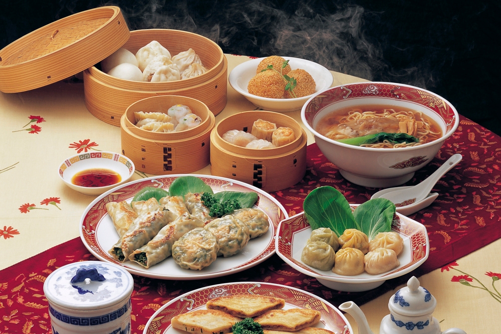 10 Yummy Dishes Showcasing the Best Food in China