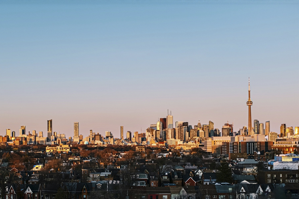 Top 10 Most Romantic Things To Do in Toronto