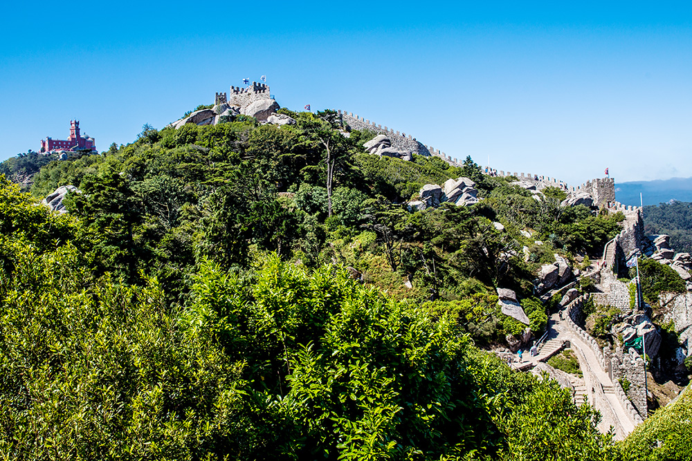 Hiking In Lisbon: 5 Spectacular Trails