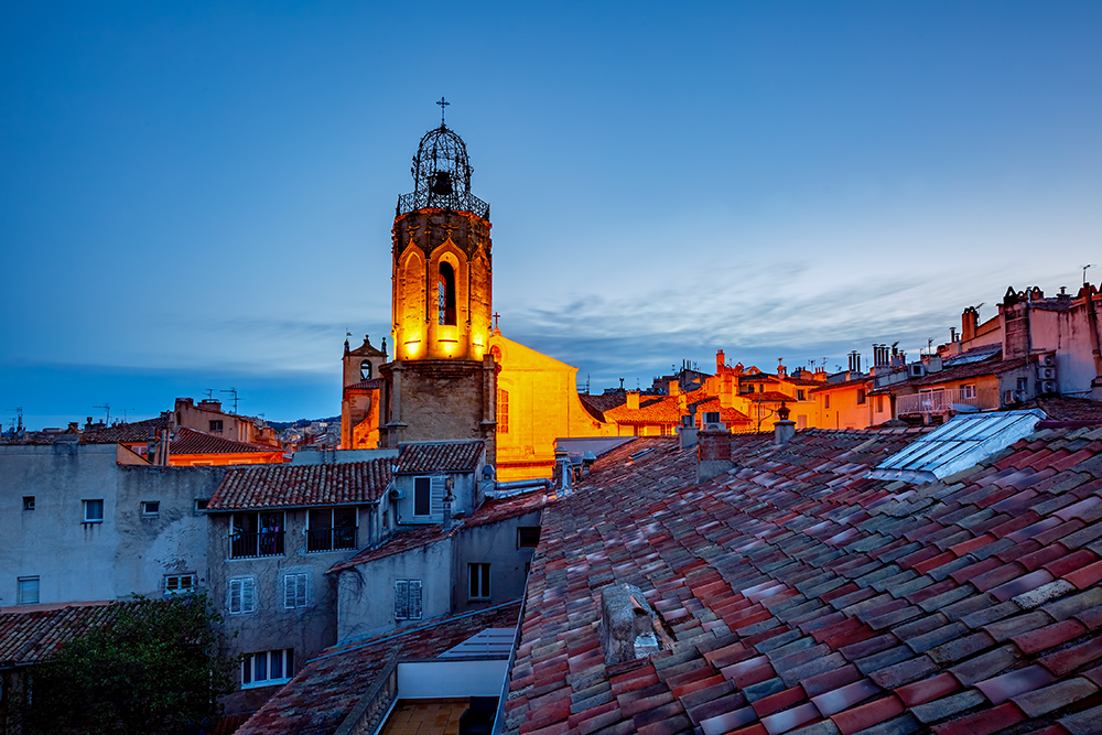 8 Epic Things to Do in Aix-en-Provence at Night