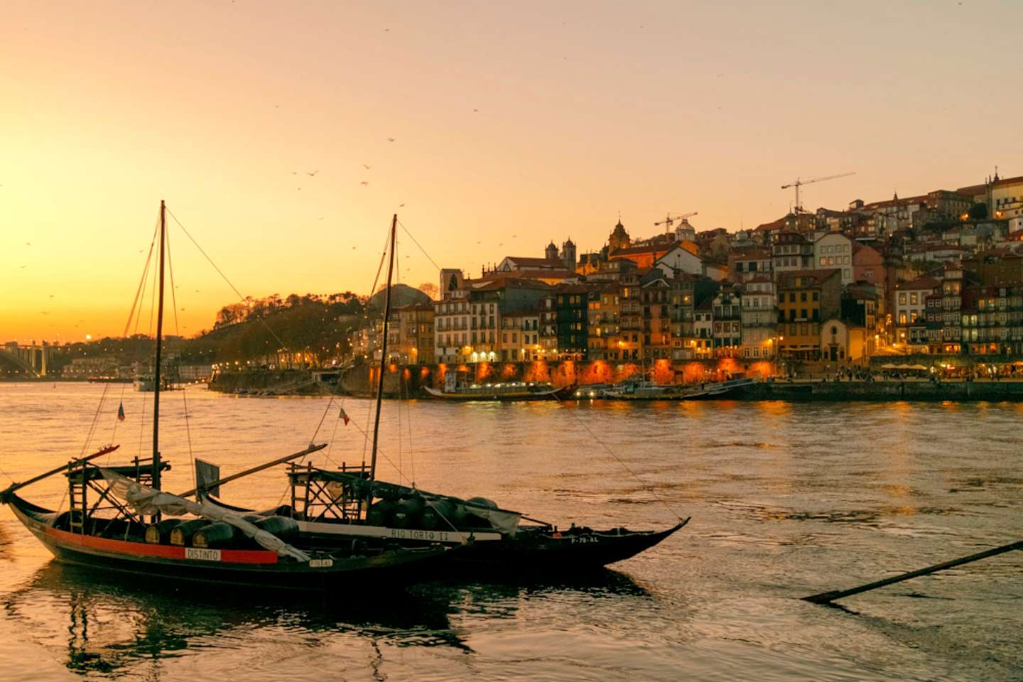 8 Amazing Sunset Spots in Porto You’ll Want to Visit