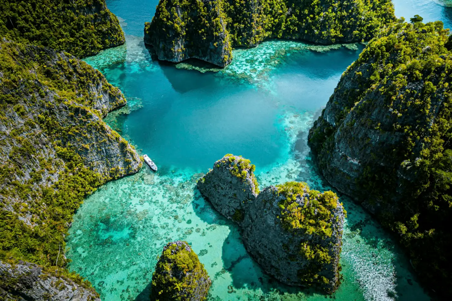 10 Unglaubliche Nationalparks in Indonesien zu besuchen
