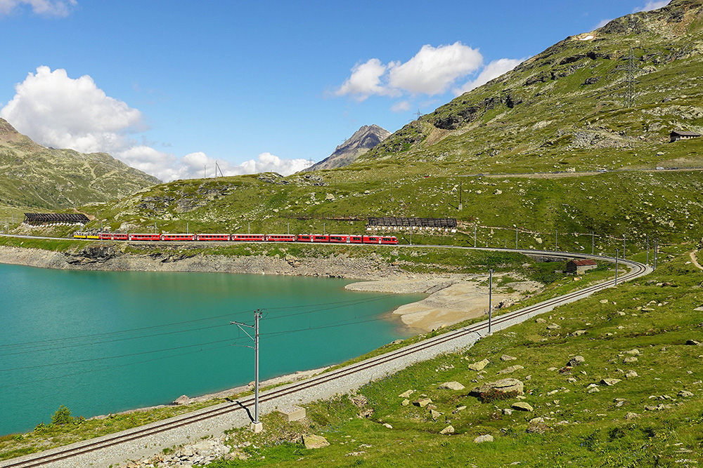 Best Train Journeys in Italy: 9 Scenic Routes