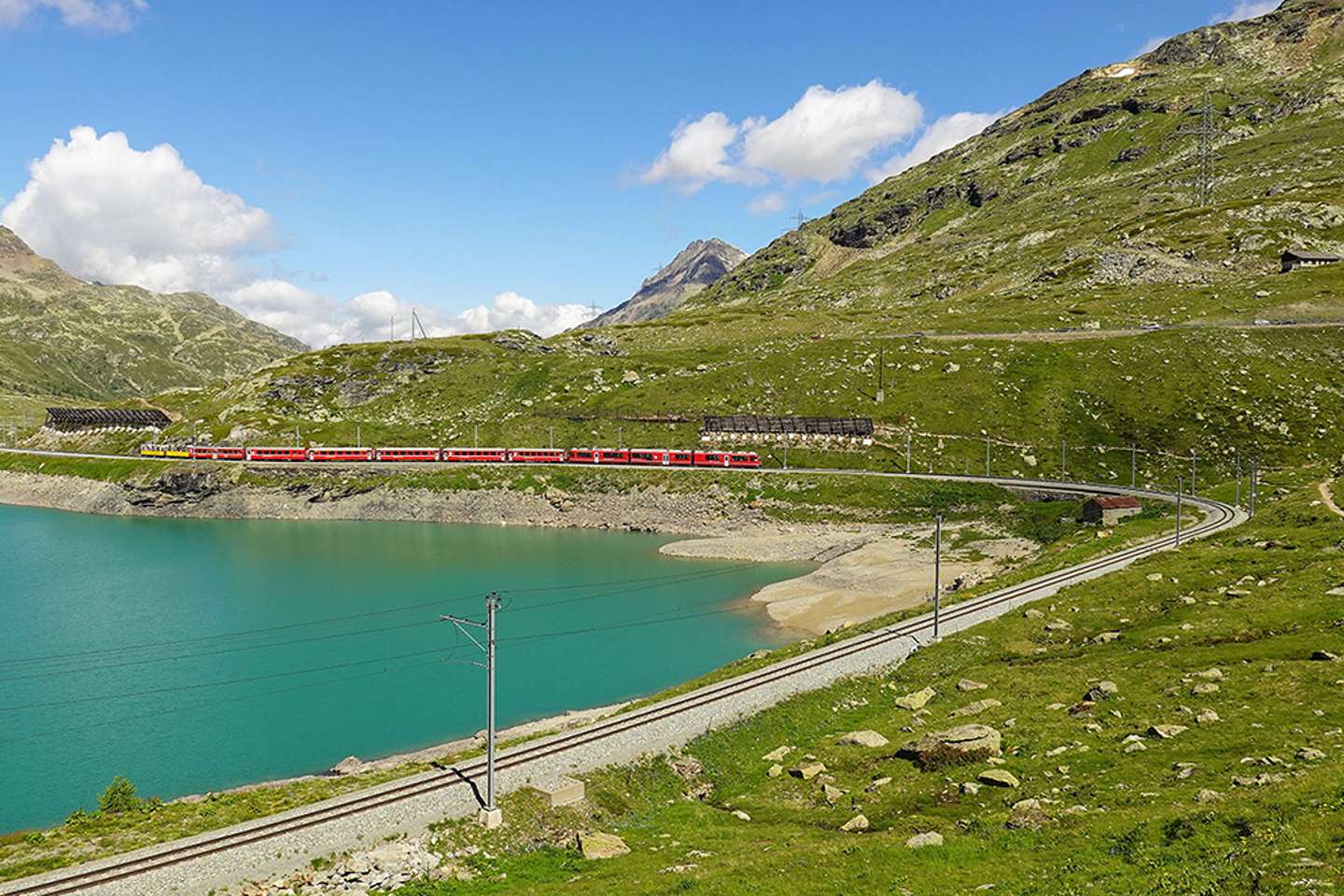 Best Train Journeys in Italy: 9 Scenic Routes