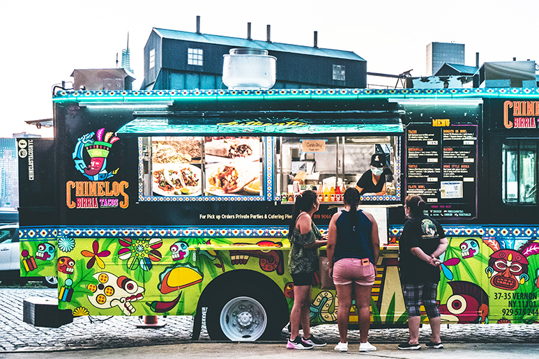 The Best Food In Chicago: 12 Local Dishes To Devour