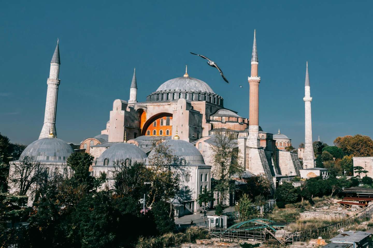 15 Must-Visit Famous Landmarks In Istanbul