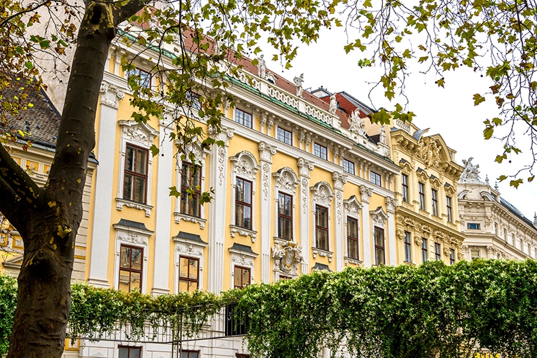 15 Unmissable Vienna Landmarks And Historic Sights