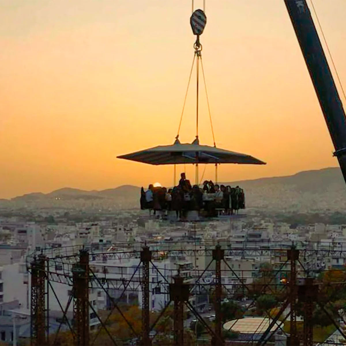 Epic things to do in Athens at night