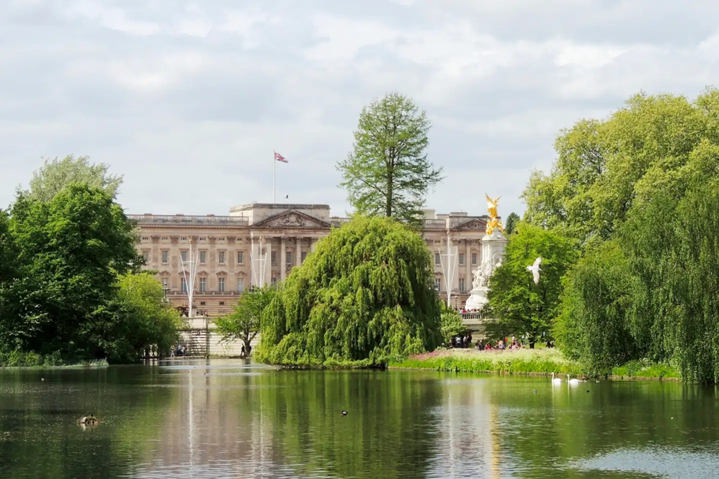Visiting London in May: Everything You Need to Know