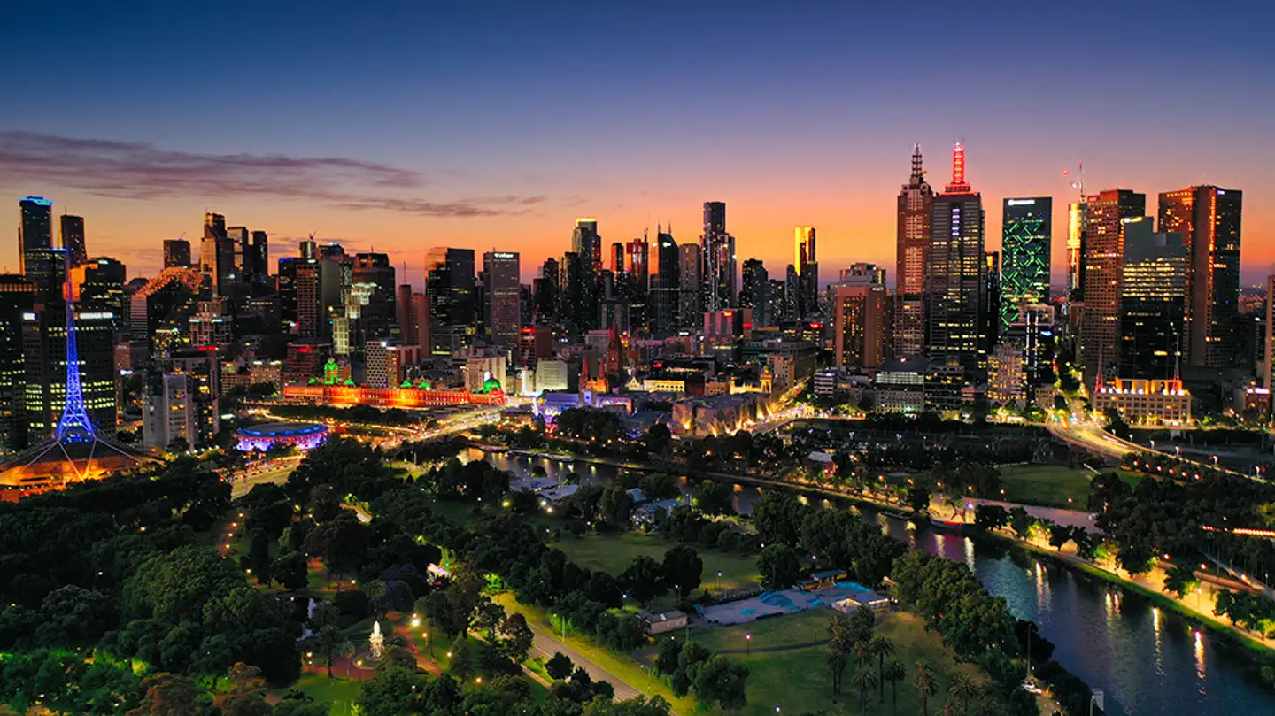 8 Awesome Things To Do In Melbourne At Night