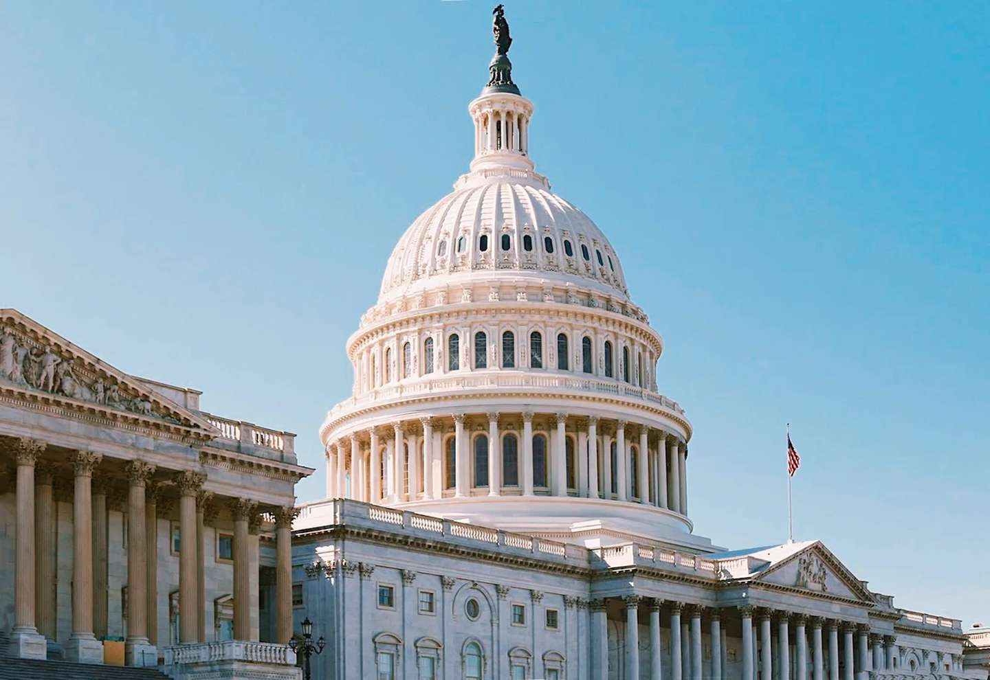 Washington Landmarks: 15 Famous Historical Sites In DC