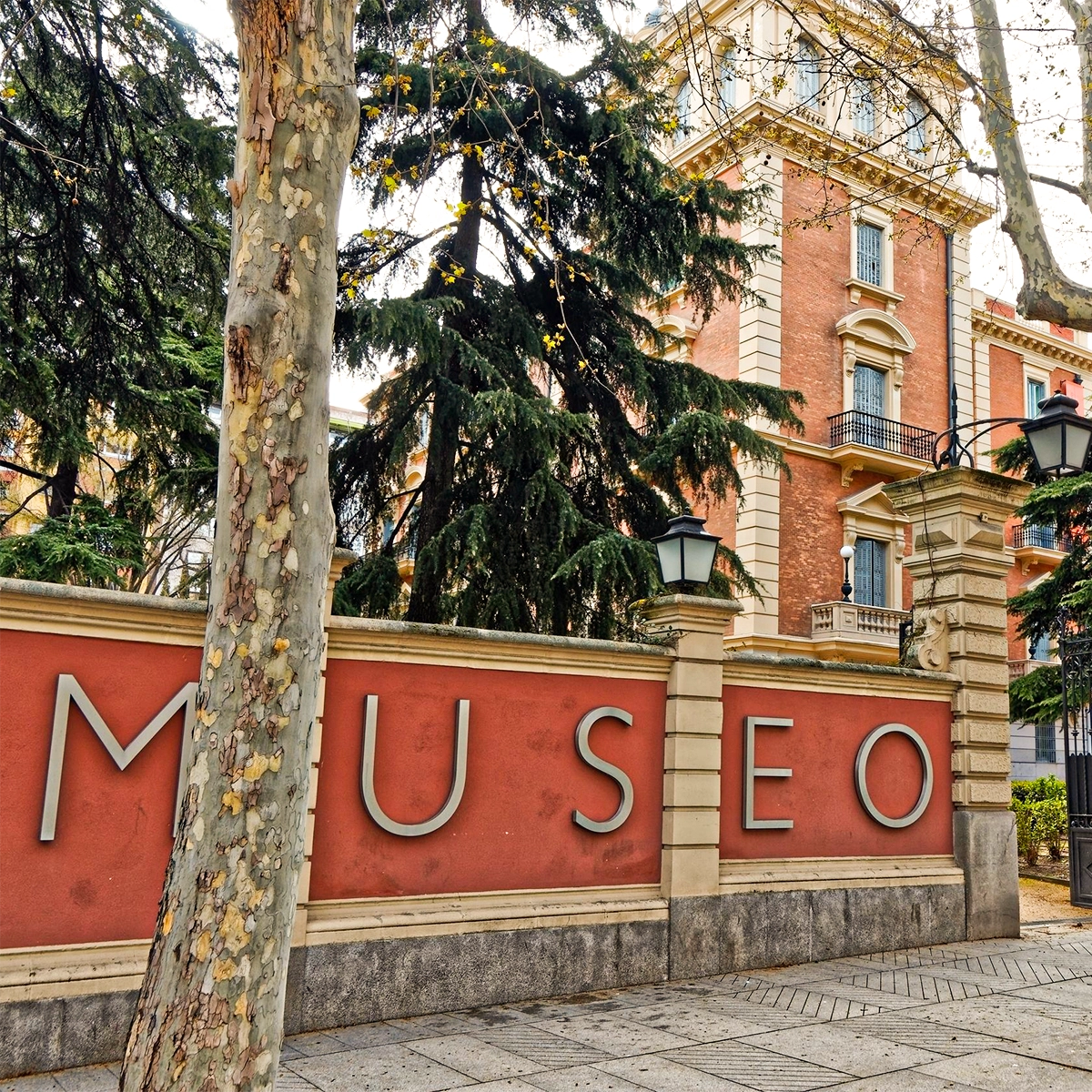 Best places to visit in Madrid: top attractions you don't want to miss