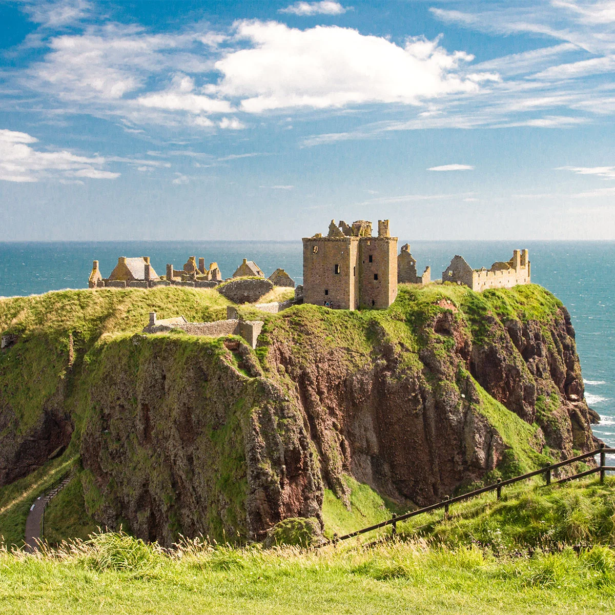 10 enchanting fairytale castles around the world