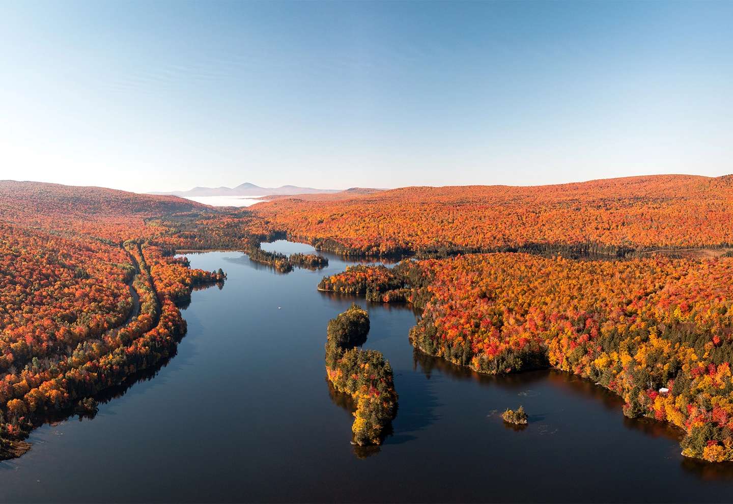 12 Best Places To Travel In Fall To See The Leaves Change