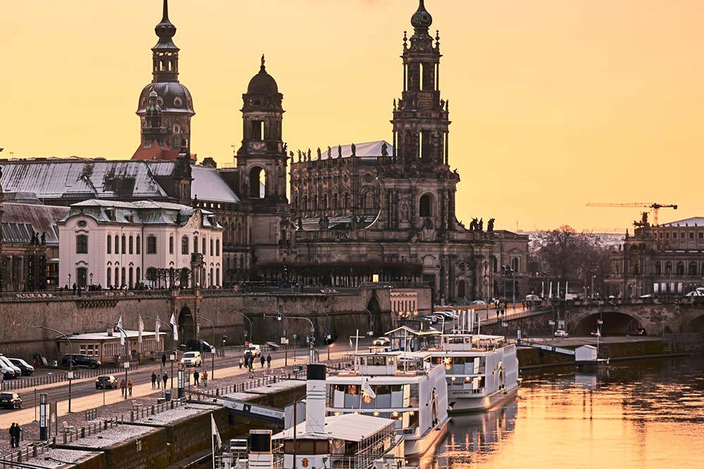 8 Epic Things To Do in Dresden at Night