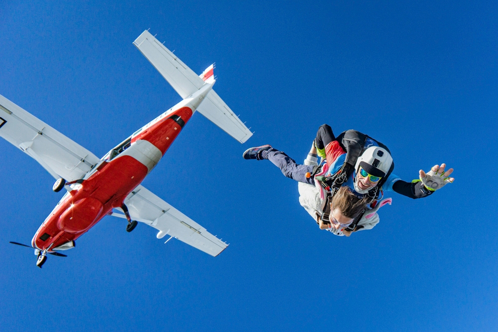 10 of the best skydiving locations in the world