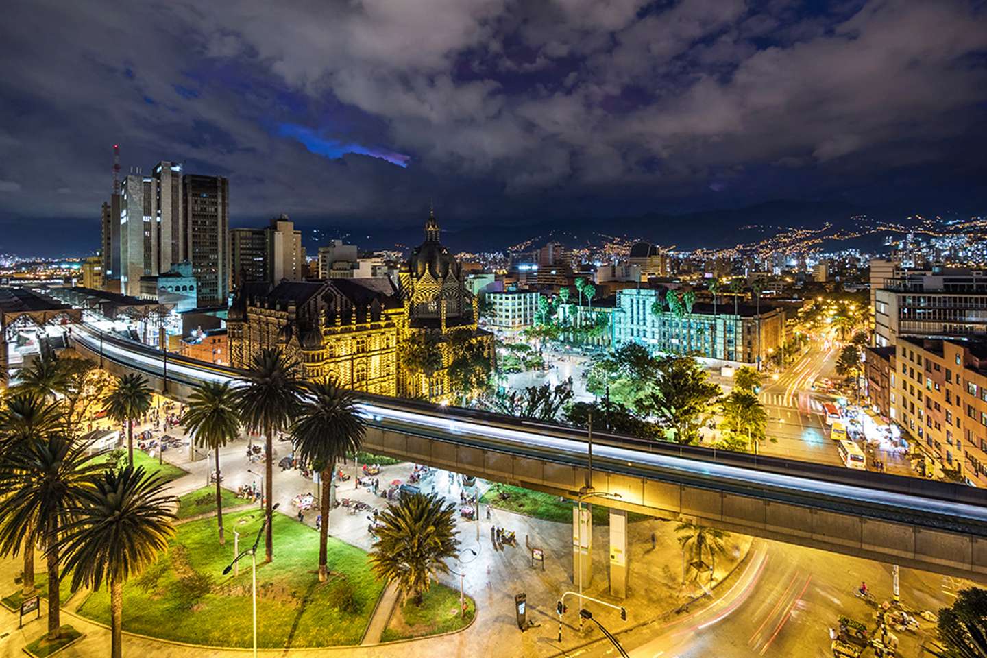 9 Thrilling Things To Do In Medellín At Night