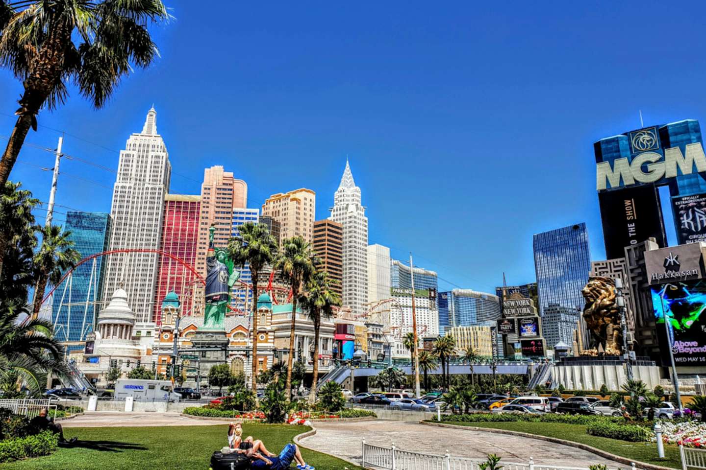 8 Epic Things To Do Alone in Las Vegas