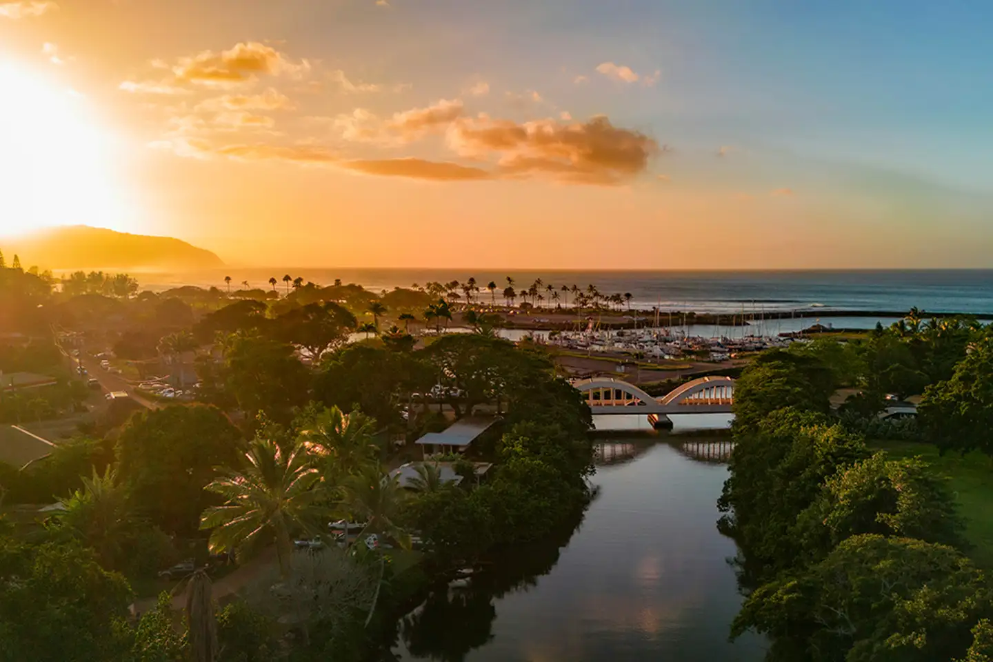 8 Magical Sunset Spots in Oahu You Should See