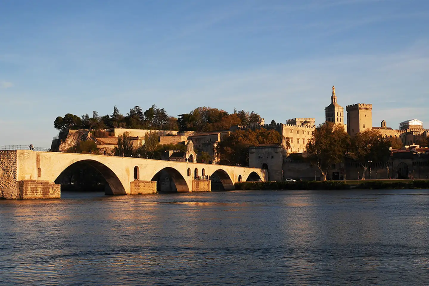 9 Best Places To Visit in Avignon All Year Round