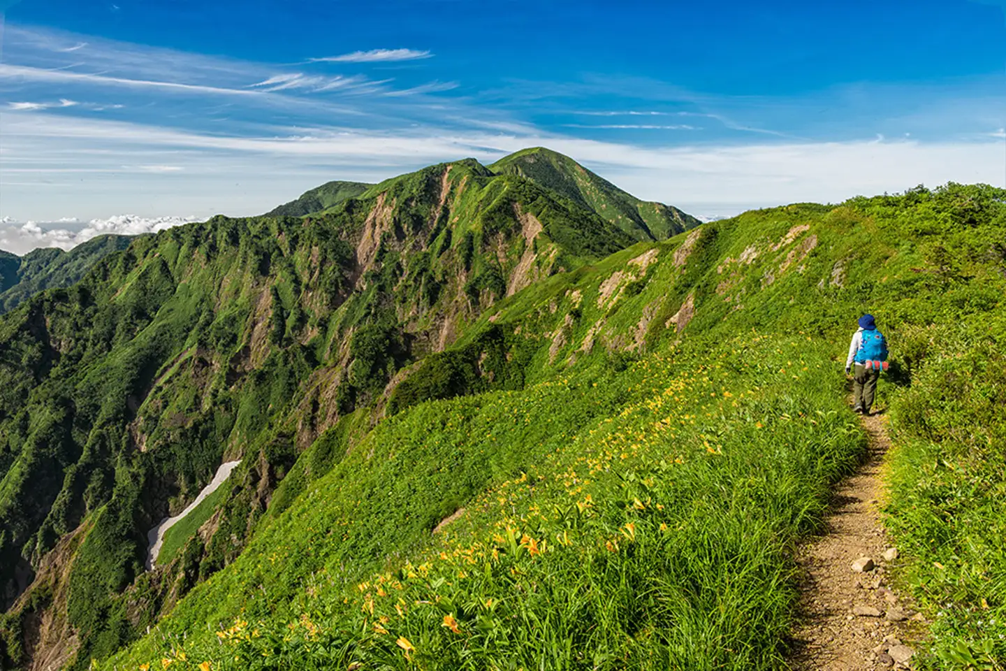 Hiking in Japan: 6 Spectacular Trails