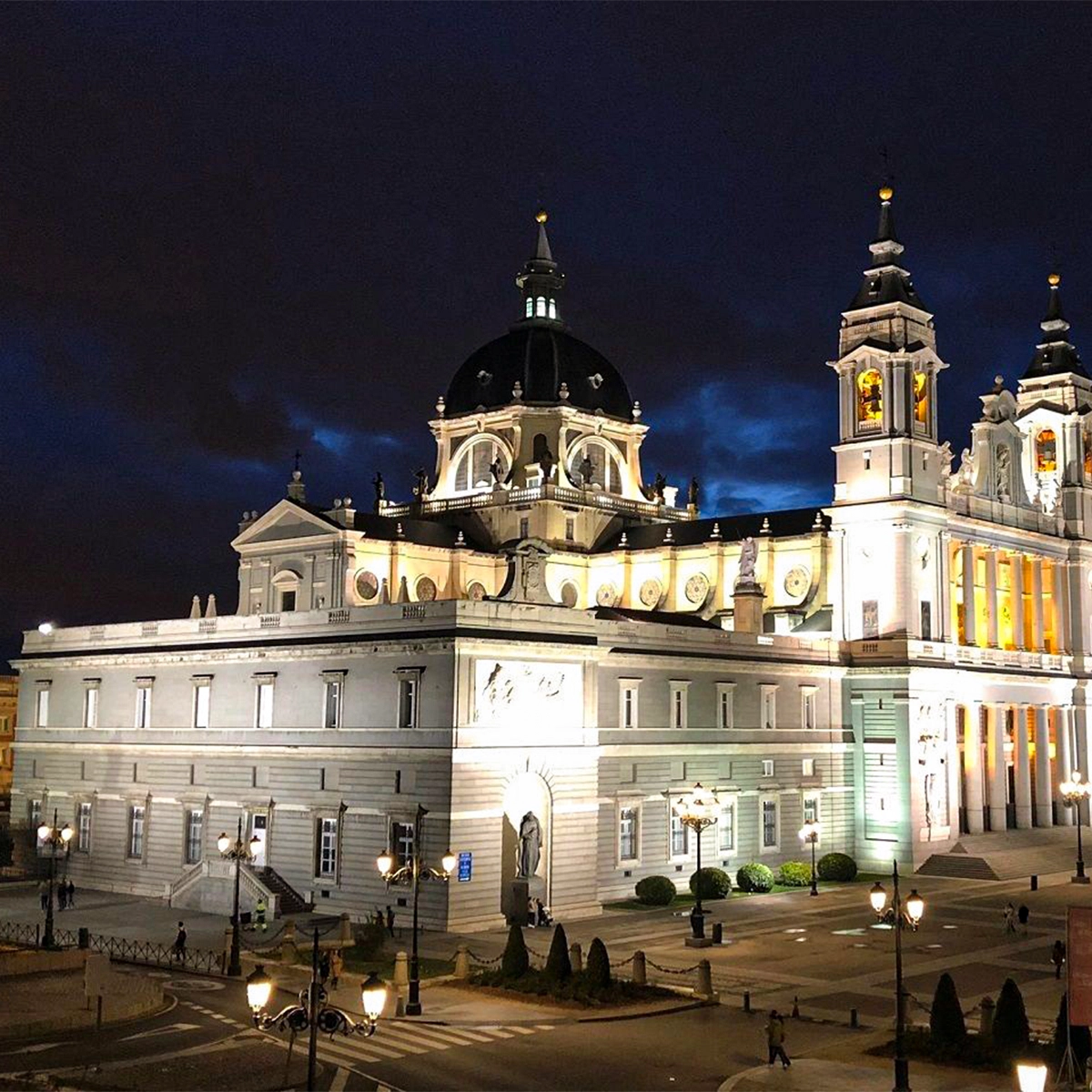Epic things to do in Madrid at night
