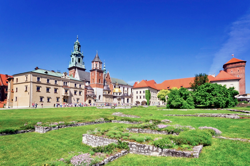 12 Epic Things To Do Alone In Krakow