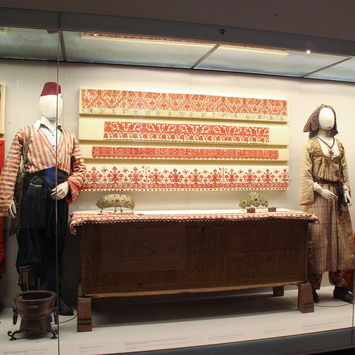 Explore off the beaten path with Athens's best hidden gems