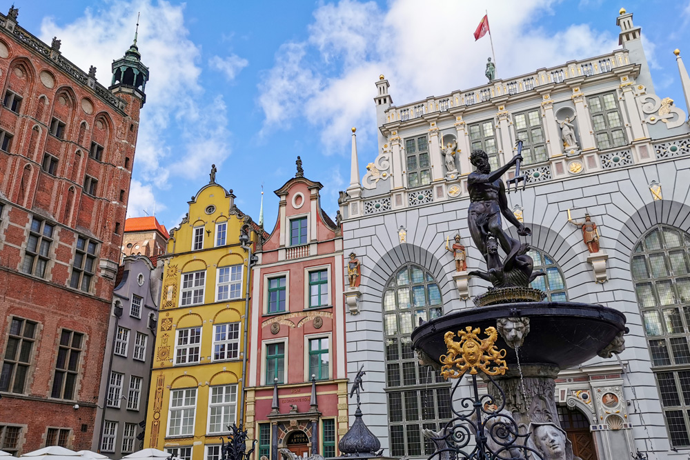 10 Best Places To Visit in Gdańsk For Every Traveler
