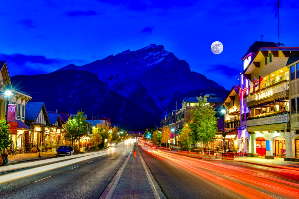 8 Incredible Things To Do in Banff at Night
