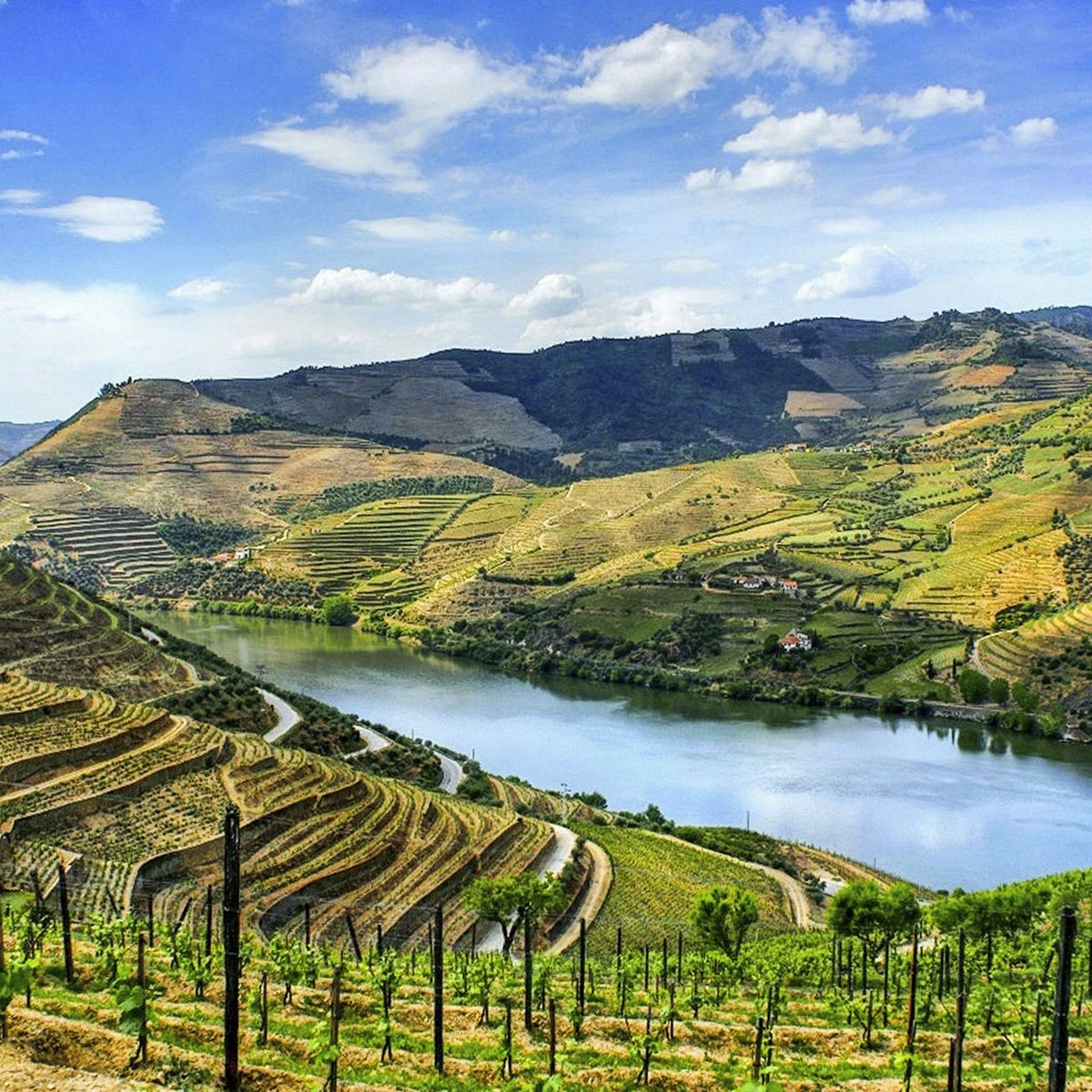 Top 10 most-beautiful wonders of Portugal to visit