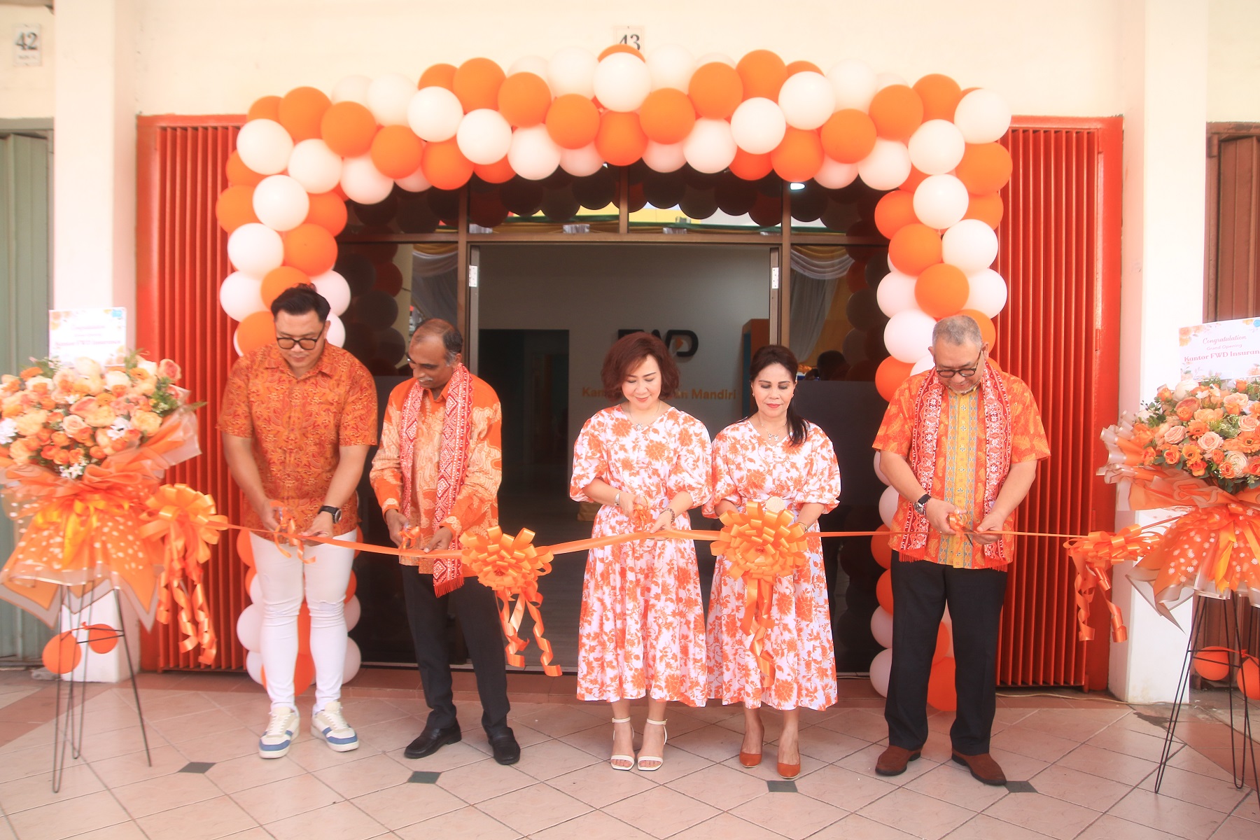 FWD Insurance opens an independent marketing offices in Sulawesi