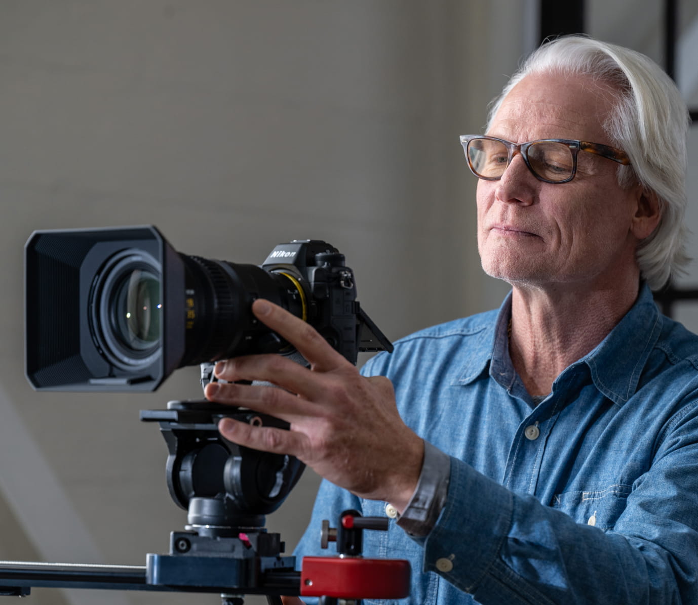 Nikon NIKKOR Z 28-135mm f/4 PZ | Mirrorless Lenses | Nikon USA