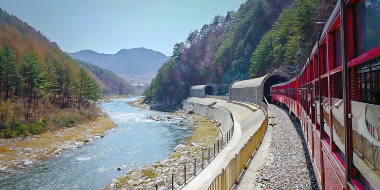 A Visual Guide to South Korea’s V-Train in 18 Photos