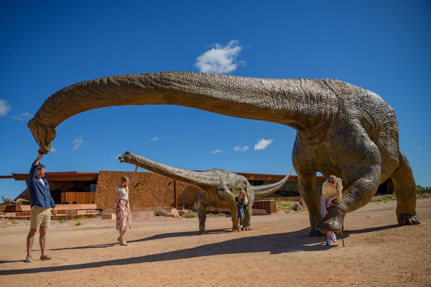 The Ultimate Queensland Outback & Dinosaur Trail Road Trip | Thrifty ...