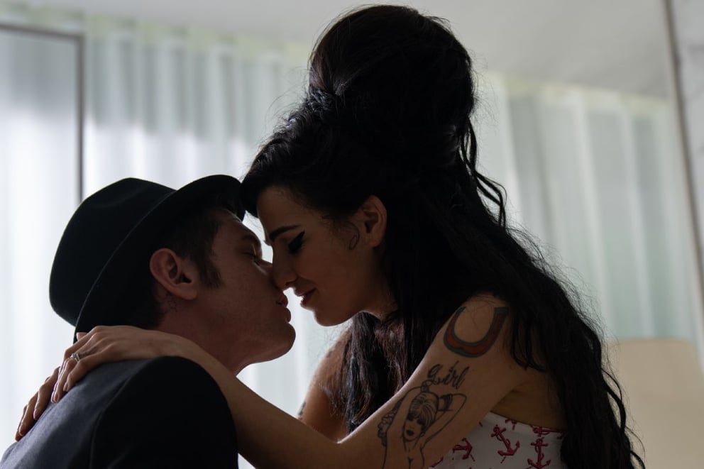 Showcasing Amy Winehouse’s Fashion Sense in Back to Black’s Outfits