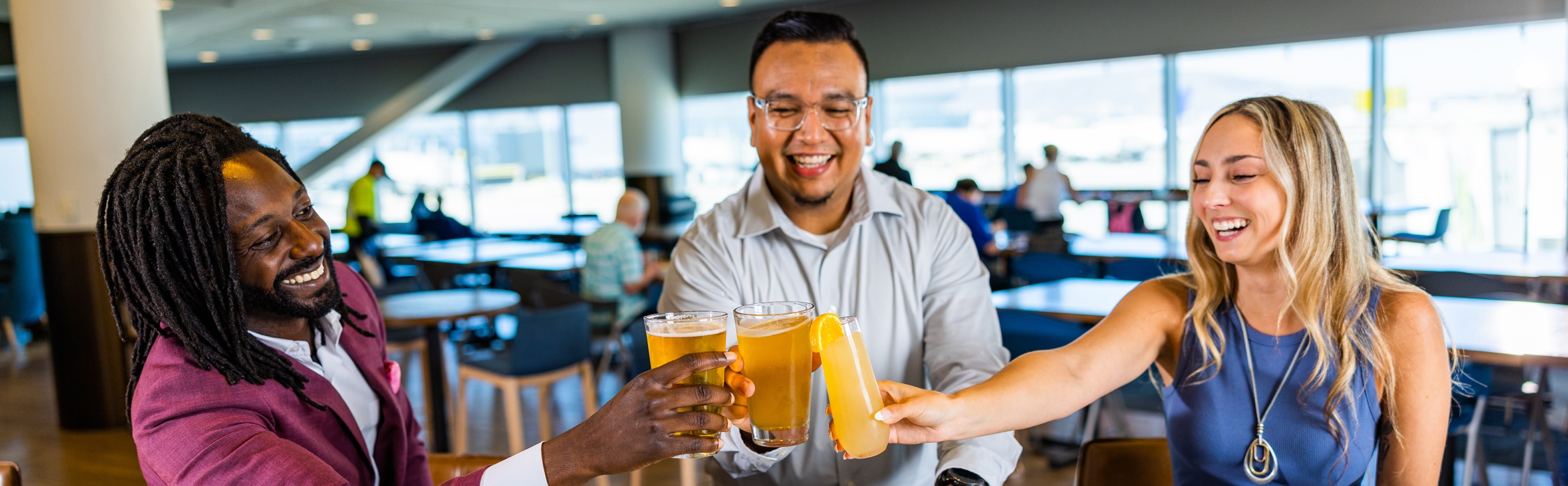 Alaska Lounge airport lounge policies and rules - Alaska Airlines