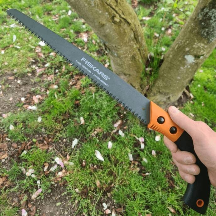 Fiskars Pruning Saw $10