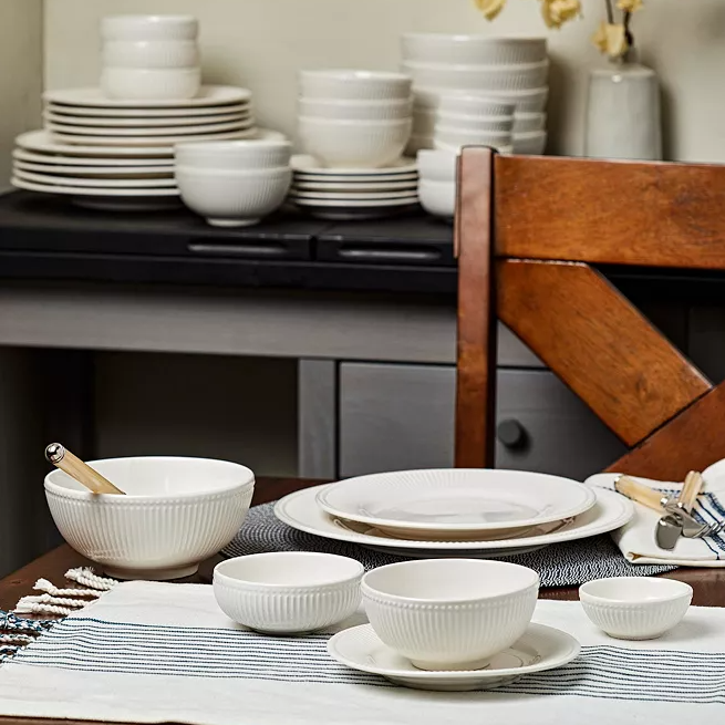 42pc Dinnerware Set $43 Shipped at Brad's Deals