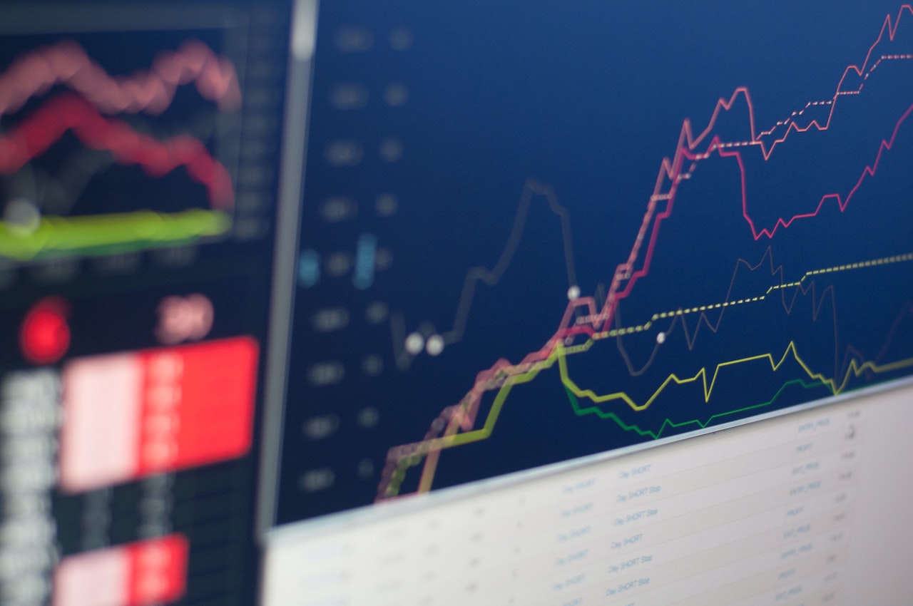 IdentifyingTrading With Crypto Chart Patterns The Light Weaver