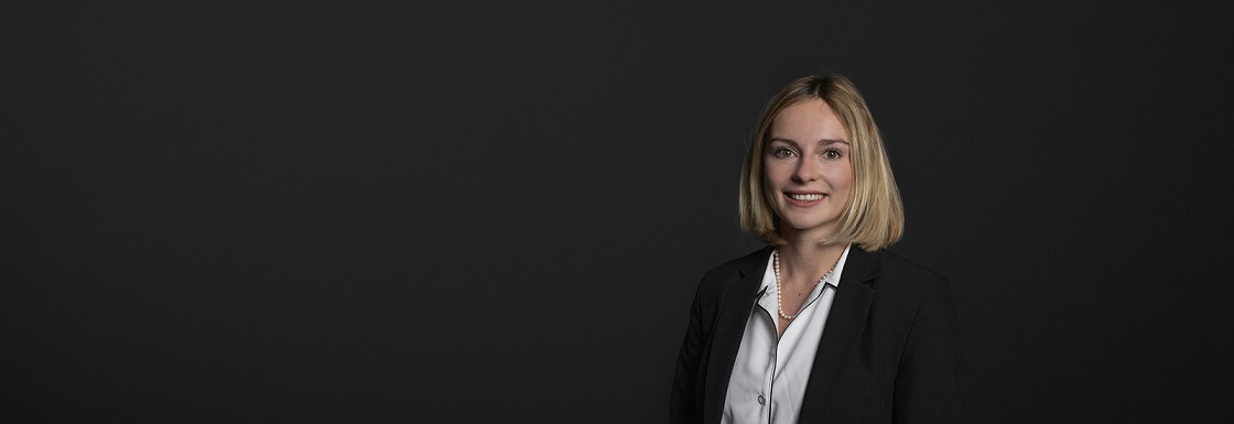 Emily Crouch | Simmons & Simmons