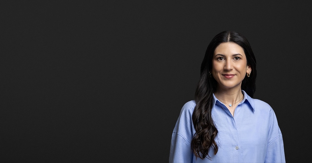 Deniz Calhan | Simmons & Simmons