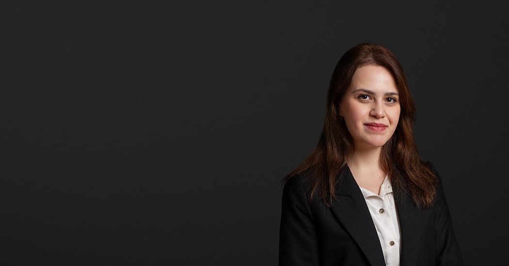 Nazeli Safian | Simmons & Simmons