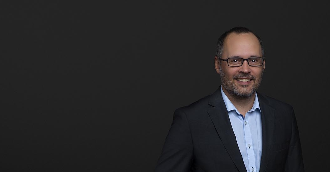 Dr. Stefan Pirson | Simmons & Simmons