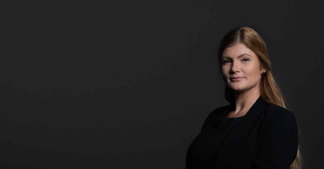 Nina Obreshkova | Simmons & Simmons